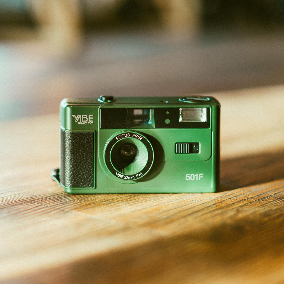 VIBE Photo German 501F Vintage 35mm Reusable Photo Film Camera (Parall ...